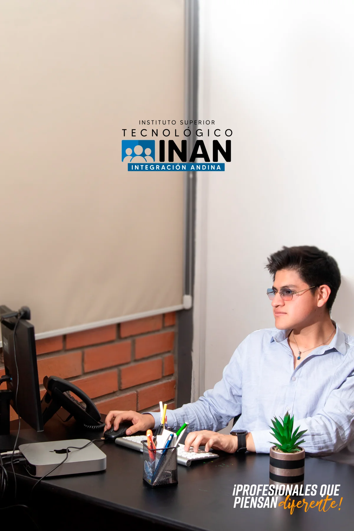 Carrera Administración modalidad en línea